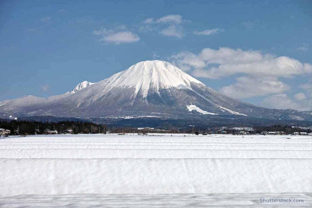 YONAGO & DAISEN Travel Guide & Budget Itinerary | The Poor Traveler® Itinerary Blog